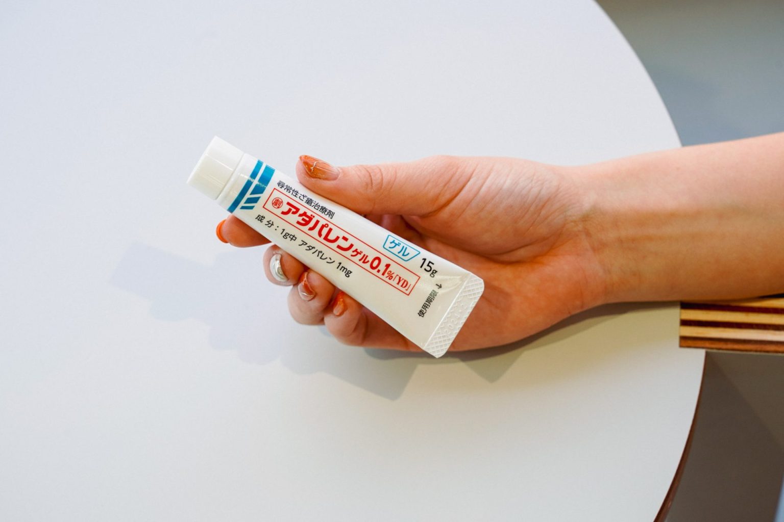 ニキビ跡は薬で消せる？よく効く市販薬・医薬品と選び方を紹介｜ANS. magazine